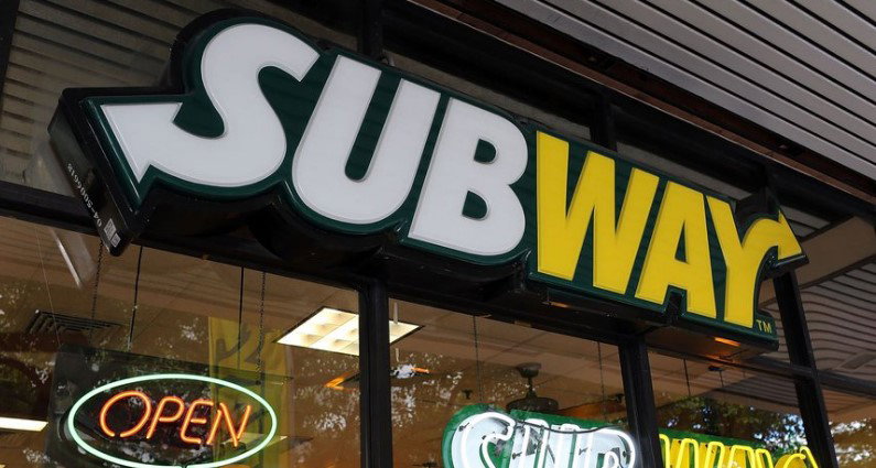 Peter Buck, co-founder of the Subway chain dies aged 90