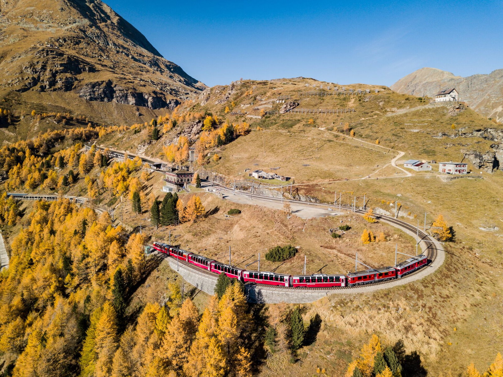 Almost two kilometres: Schweizer creates a new world record long ...