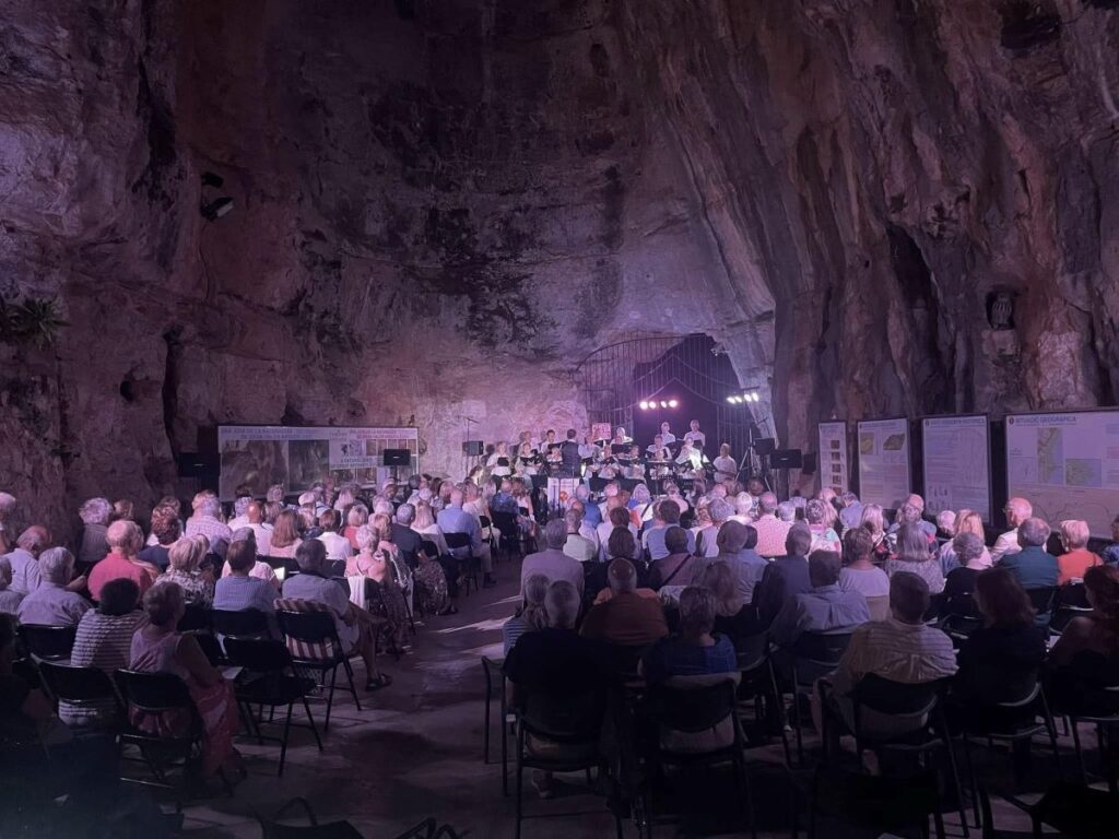Choir Concert in the Caves « Euro Weekly News