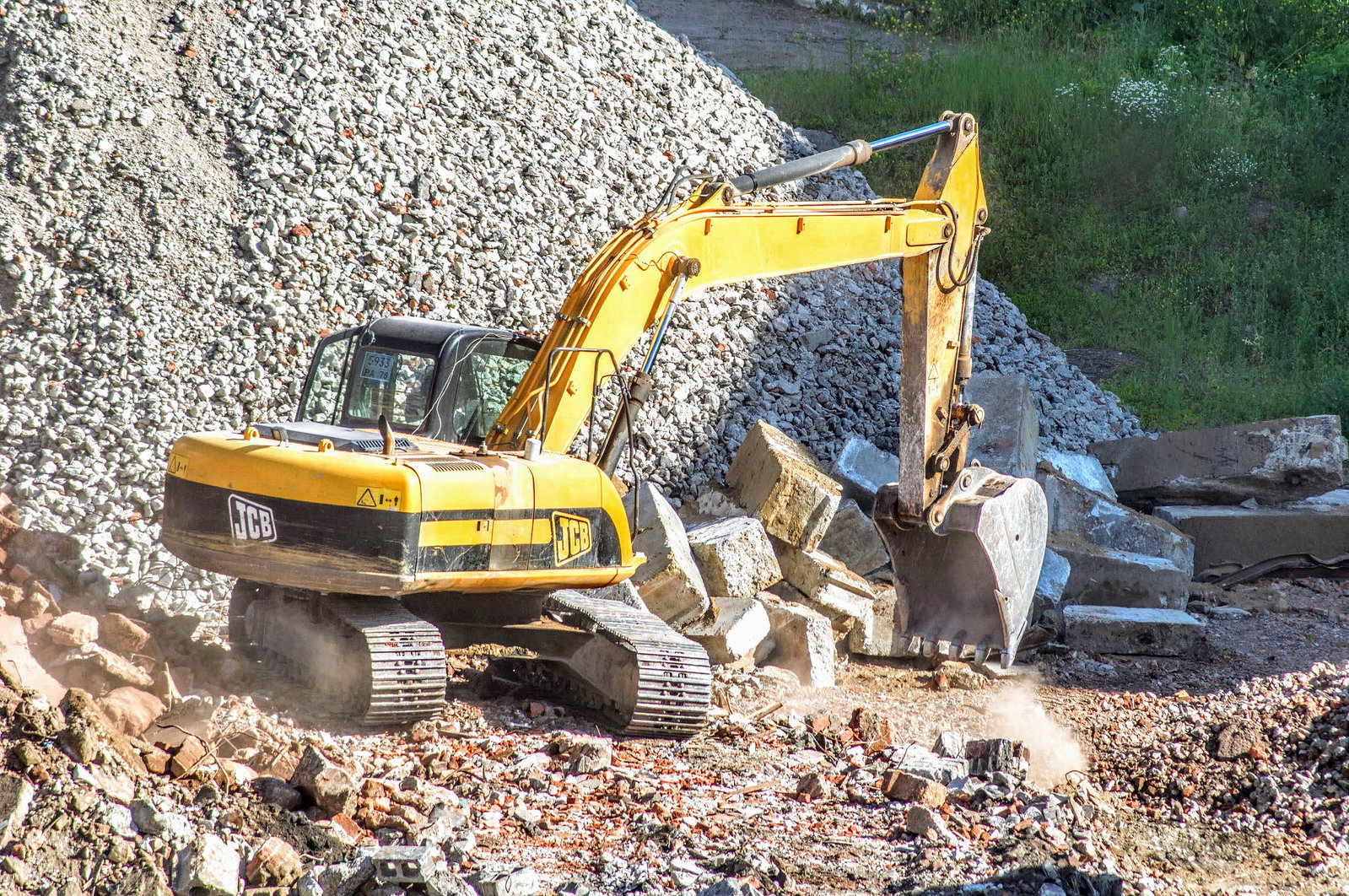 Increased sales and profits JCB « Euro Weekly News