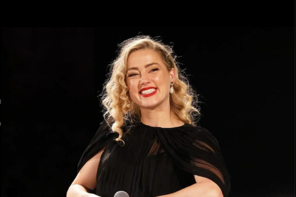 Jason Momoa and Amber Heard on set « Euro Weekly News