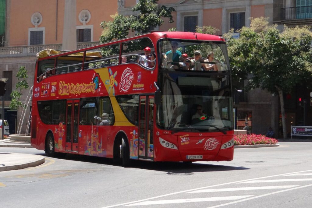 Sightseeing for Christmas toys « Euro Weekly News
