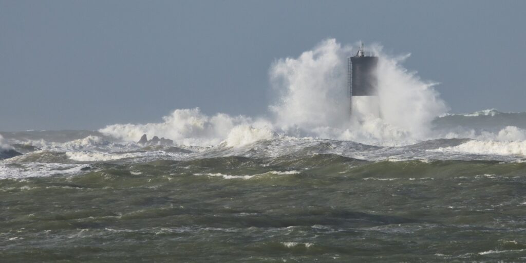 British sailor missing as yacht found wrecked « Euro Weekly News