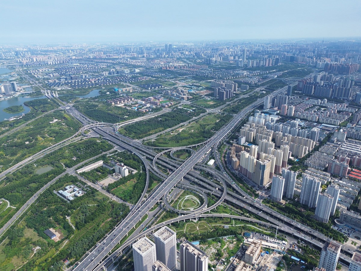 Motorway encircles stubborn Grandfather’s home « Euro Weekly News