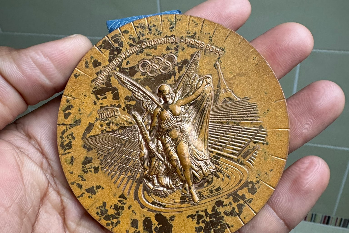 100 athletes return Paris Olympics medals « Euro Weekly News