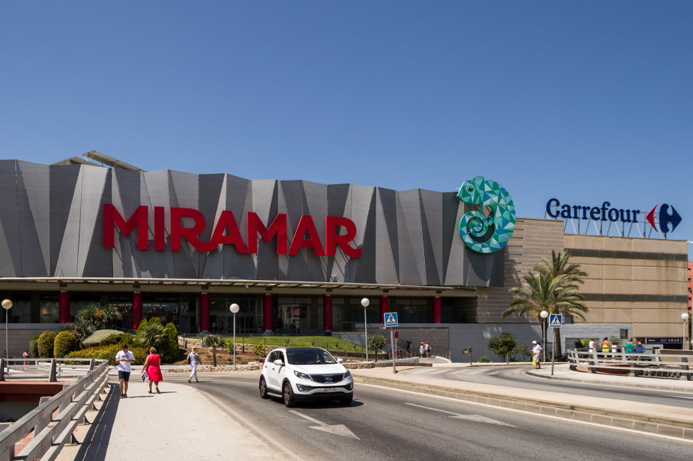Live football at Miramar Shopping Centre « Euro Weekly News
