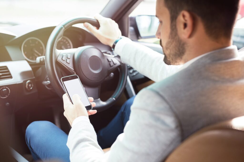 Portugal campaign on driving with phone « Euro Weekly News