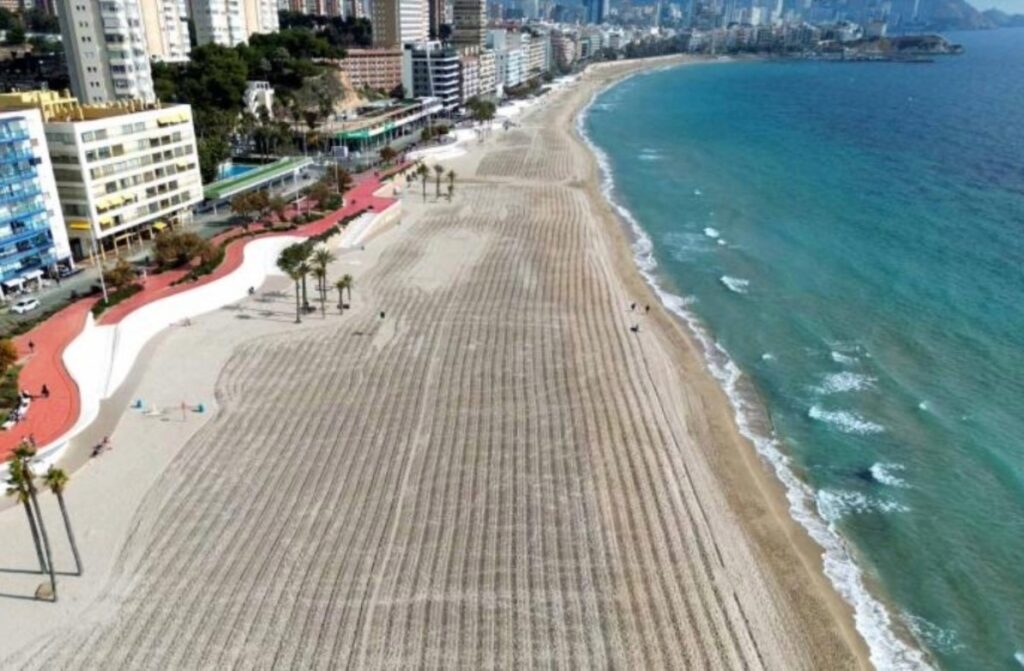 Beach clean up for Benidorm « Euro Weekly News