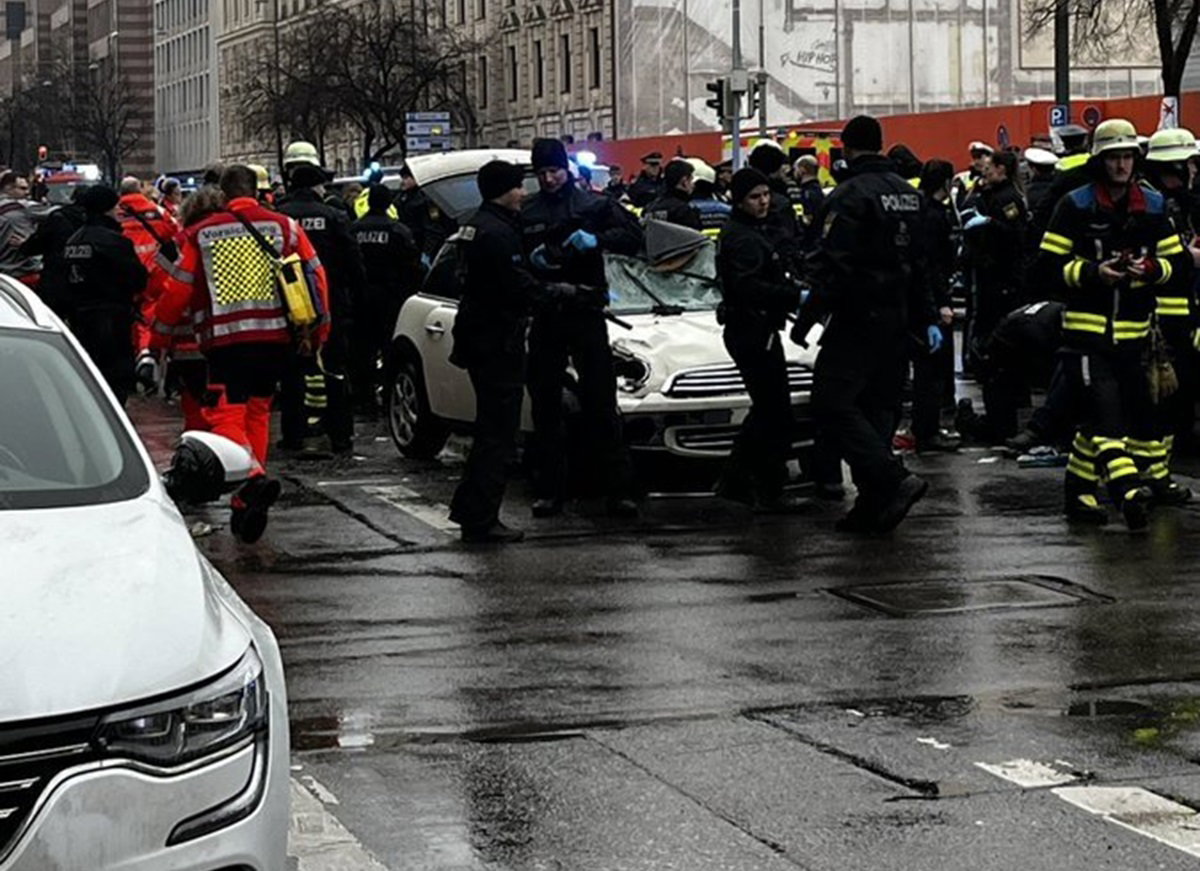 Munich protest: Car hits crowd, 20 injured « Euro Weekly News