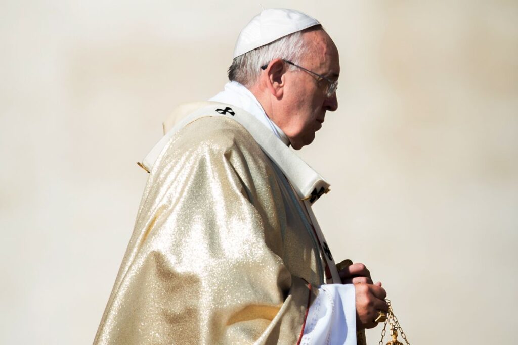 The Pope has double pneumonia « Euro Weekly News