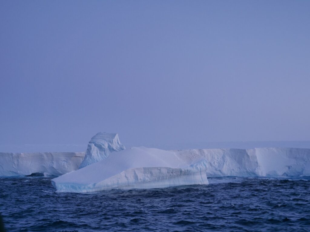 Giant Iceberg grounded near South Georgia « Euro Weekly News