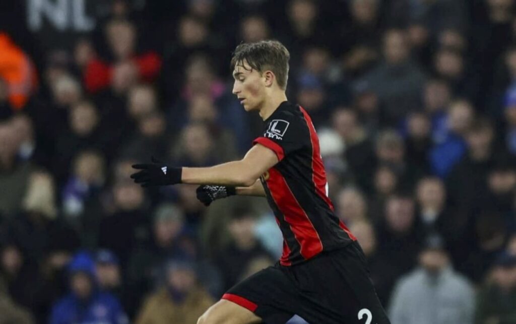 Dutch-born Dean Huijsen opts for Spanish squad « Euro Weekly News