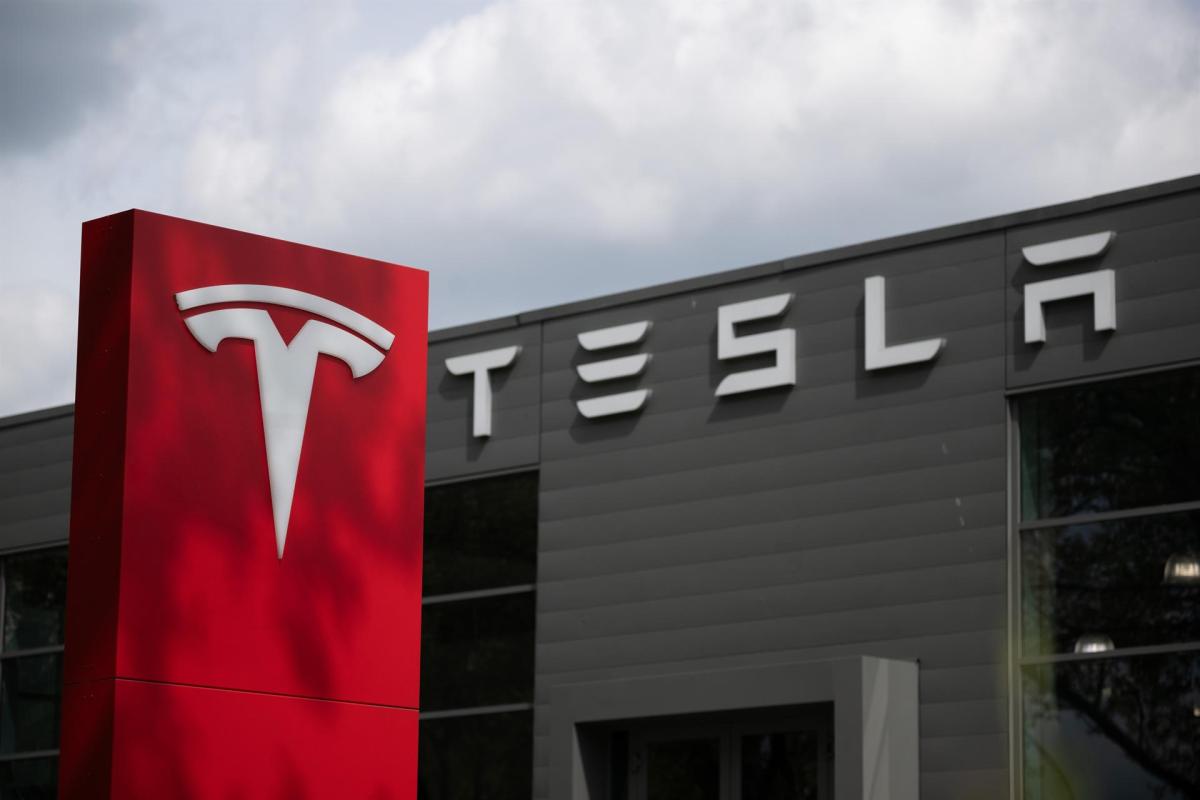 Tesla’s sales slump in Europe « Euro Weekly News