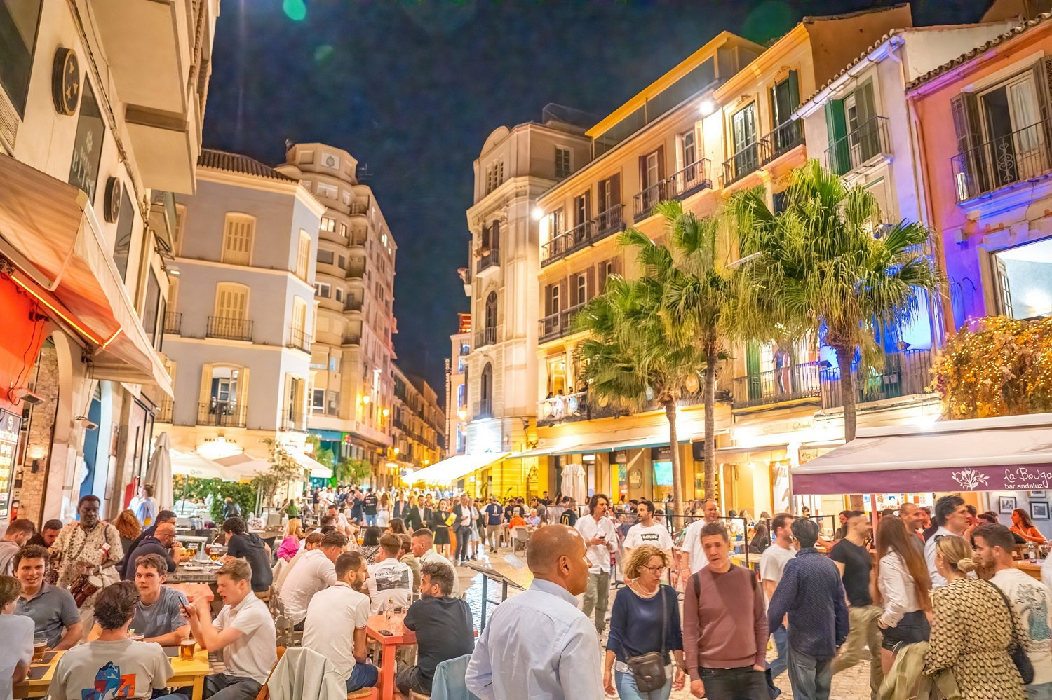 New EU law requiring Airbnb and Booking to post only registered ...