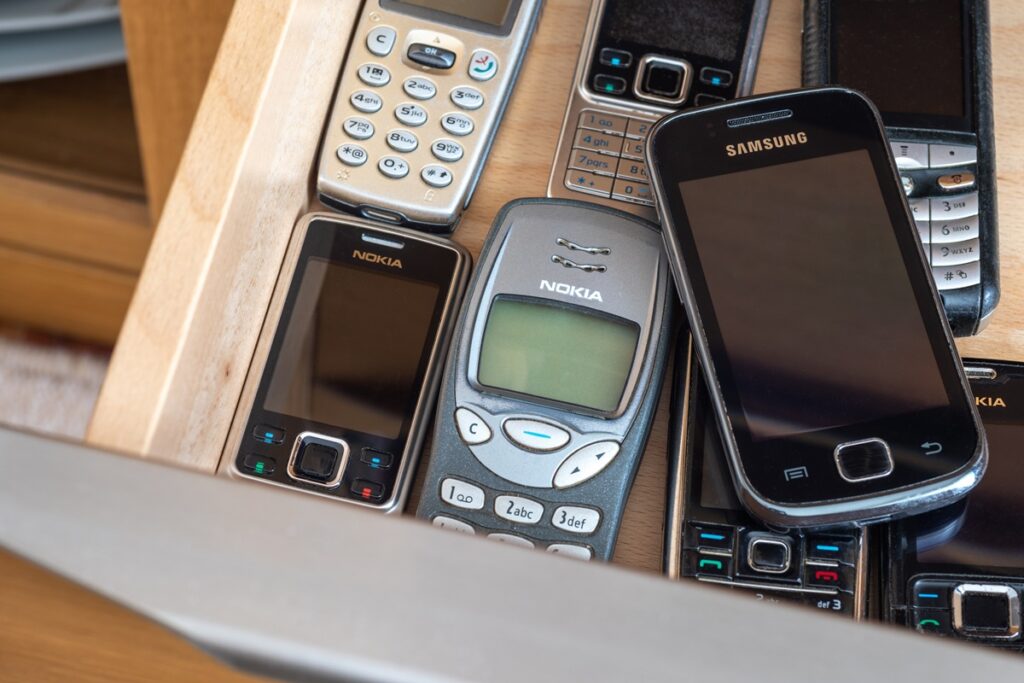 Old mobile phones now worth thousands « Euro Weekly News