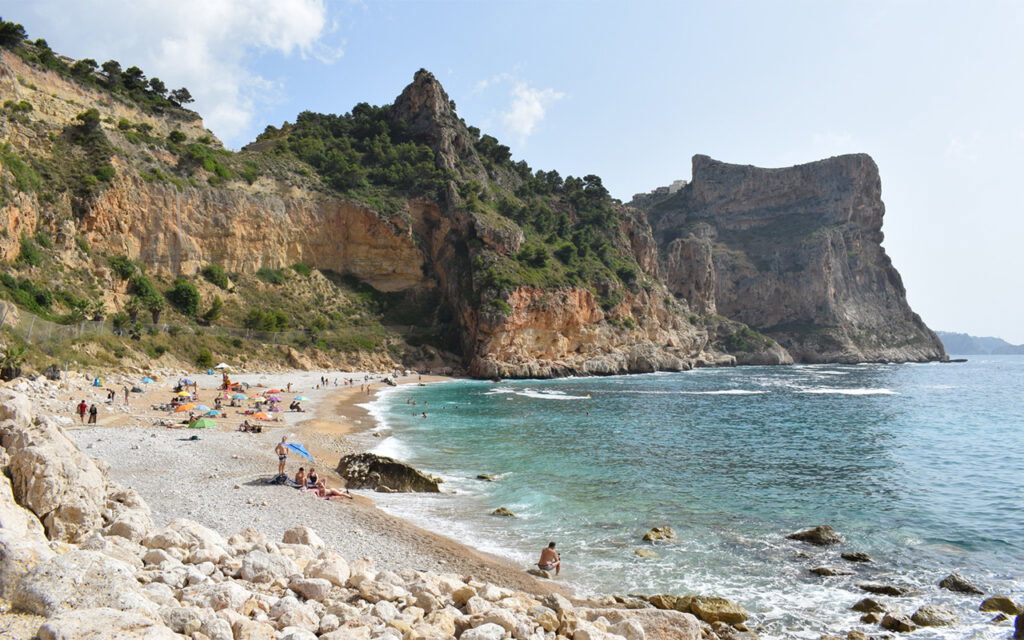 Free shuttle bus to Cala del Moraig « Euro Weekly News