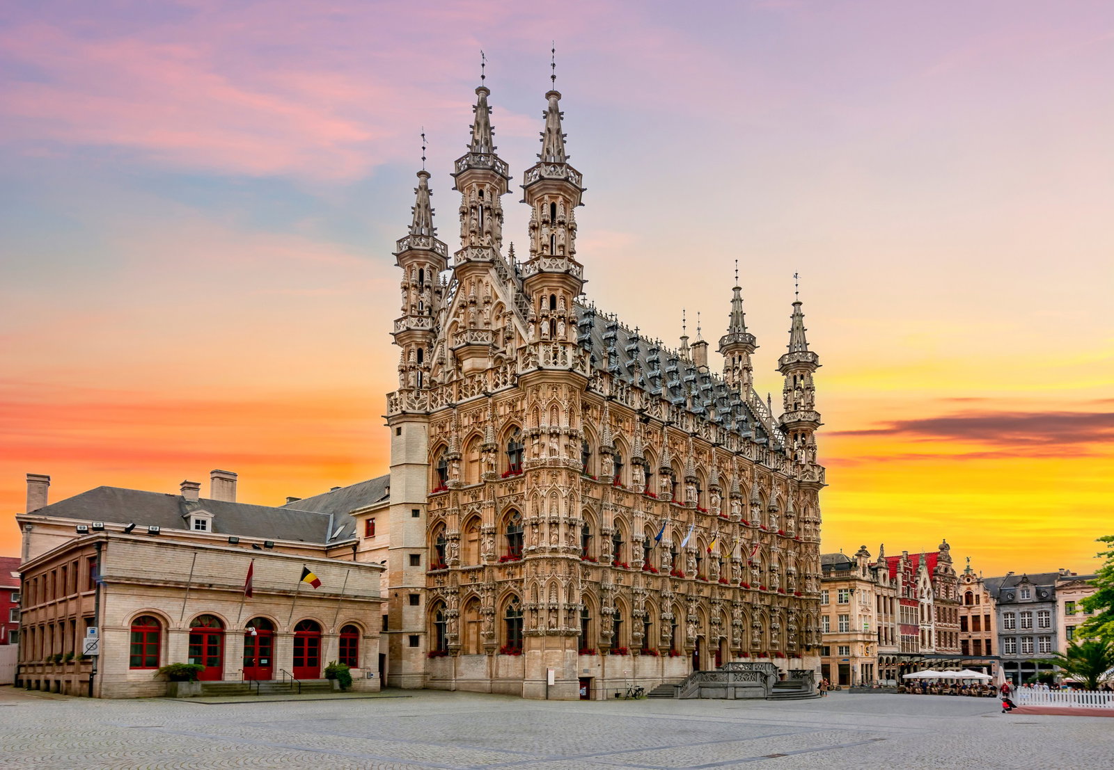 Belgian town plans €35m City Hall restoration « Euro Weekly News