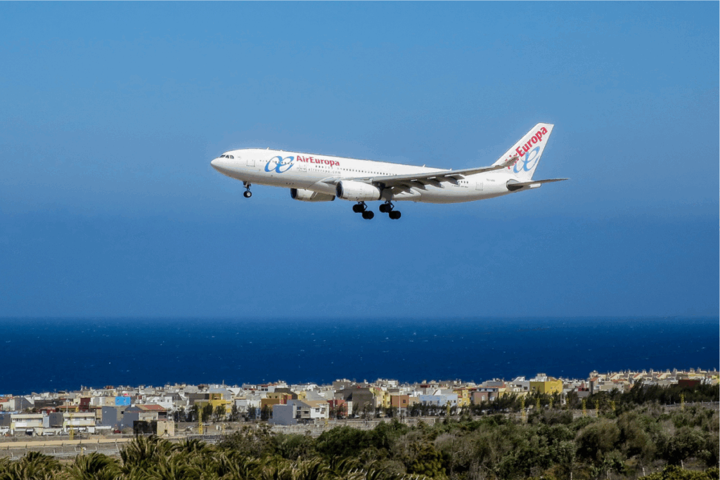 Air Europa flight makes two emergency landings « Euro Weekly News