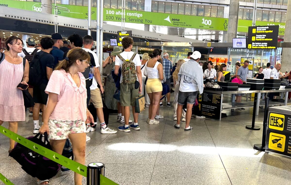 Ground crew strike mess hits Spanish airports « Euro Weekly News