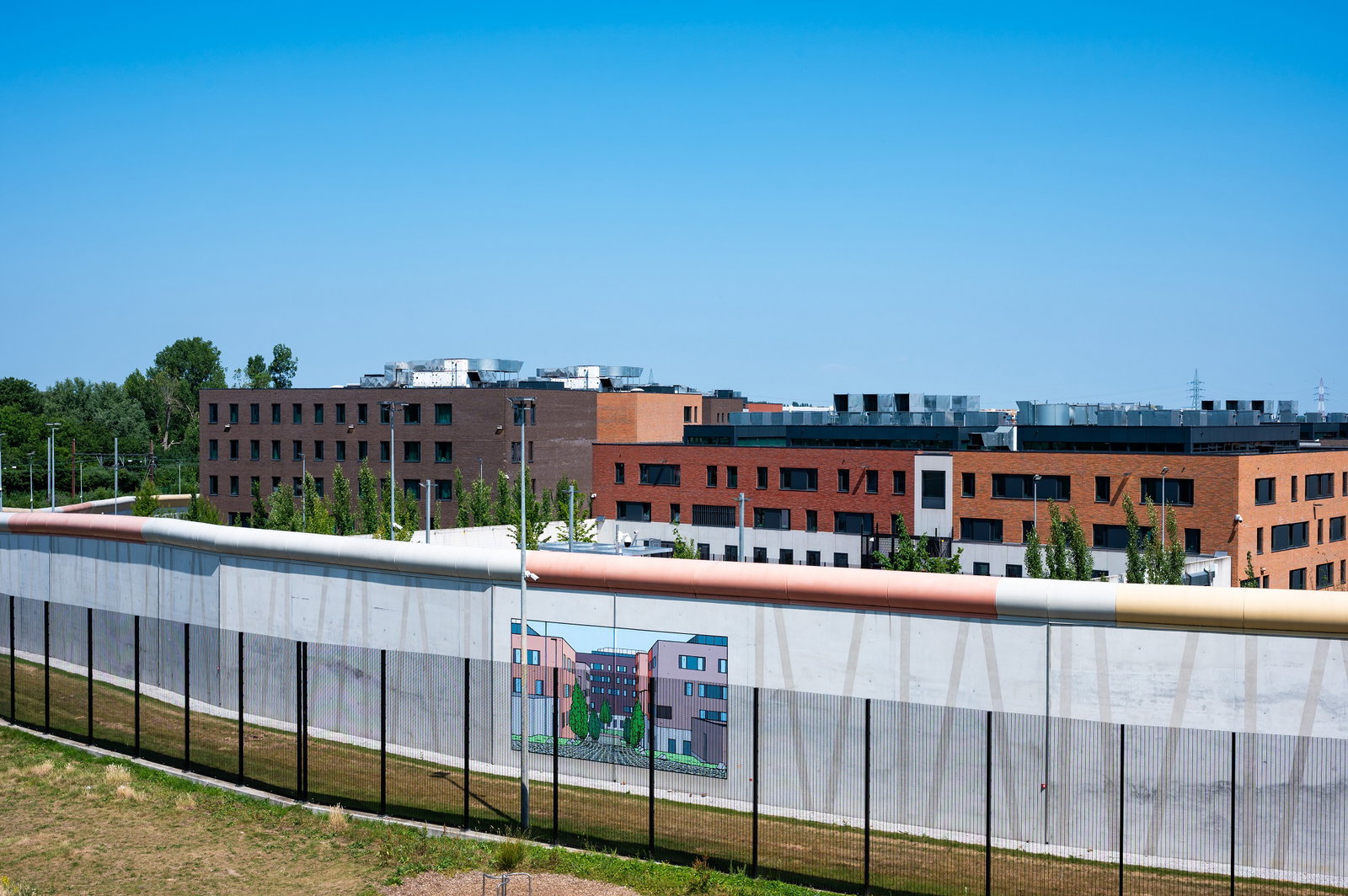 Belgium tests automated drones for prison security « Euro Weekly News