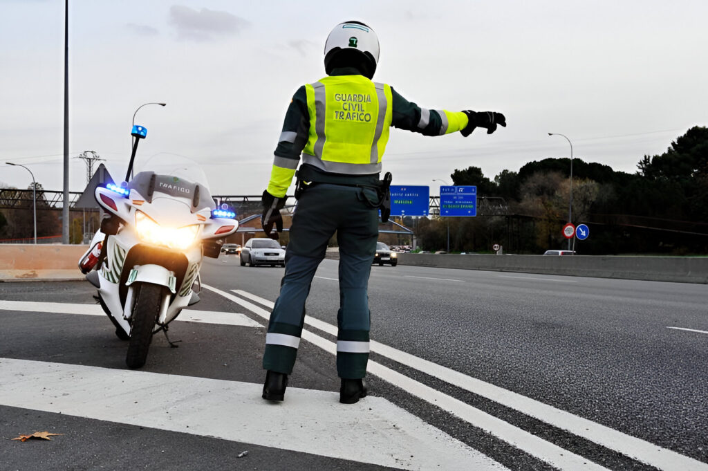 DGT Spain campaign targets mobile phone use « Euro Weekly News