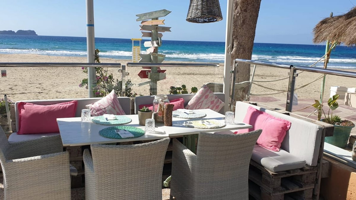Mar y Mar, Peguera: One of Mallorca’s best beach restaurants for ...