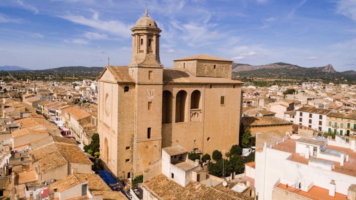 Mallorca rental prices climb as demand surges: What it means for expats ...