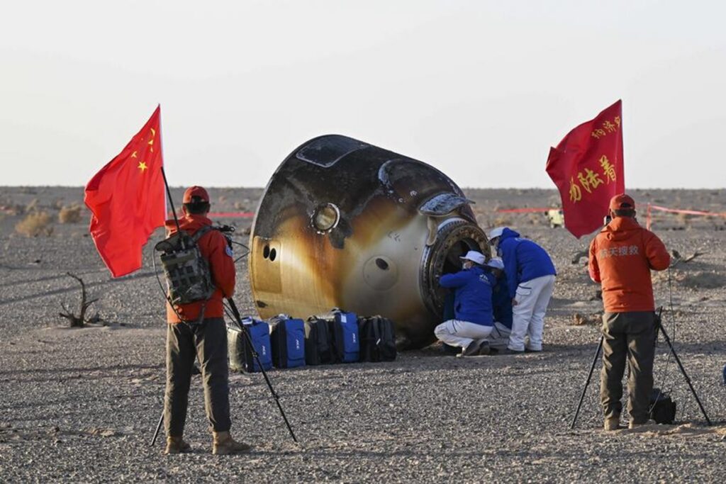 Space debris traps Chinese crew « Euro Weekly News
