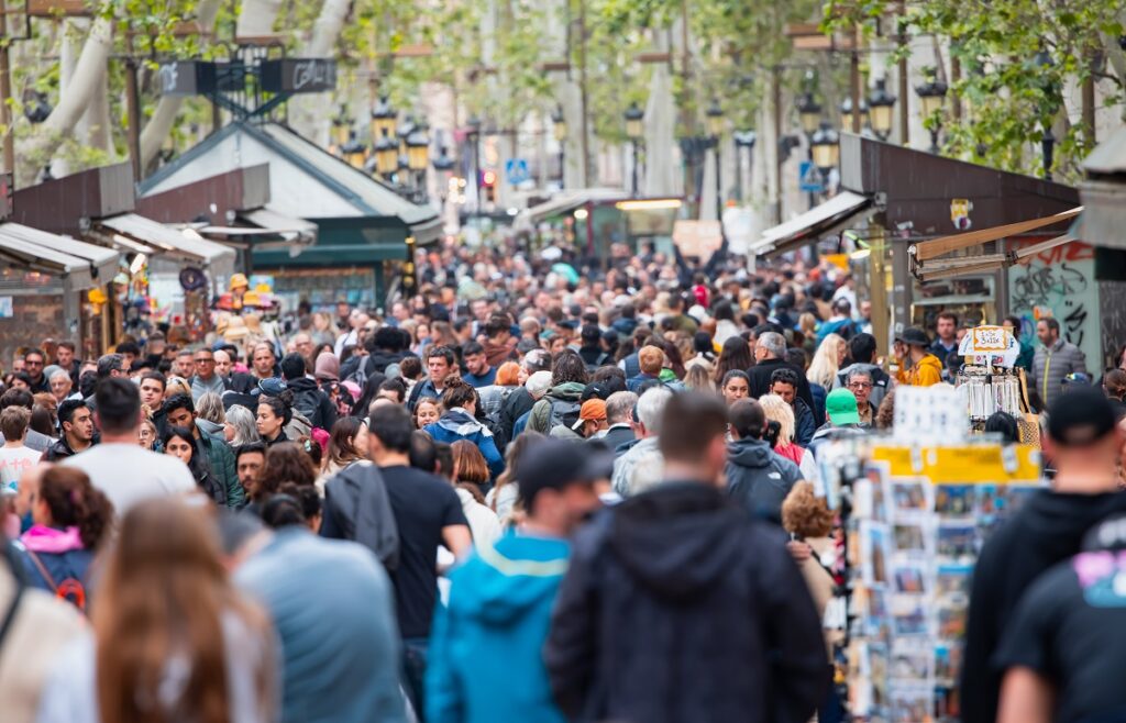 Spain fights back: Travel agents combat “tourismphobia” « Euro Weekly News