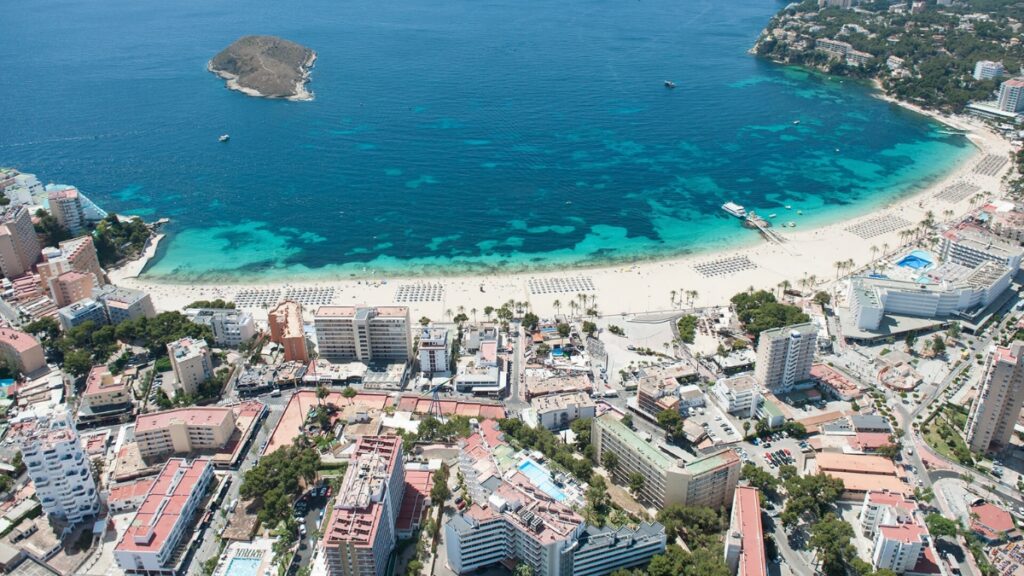 Magaluf mellows? Mallorca resort embraces “early evening” nightlife ...