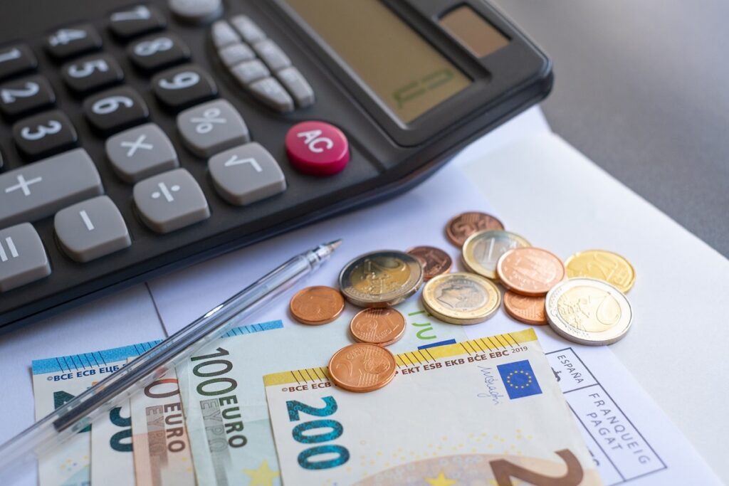 Spain confirms pension rises for 2026 « Euro Weekly News