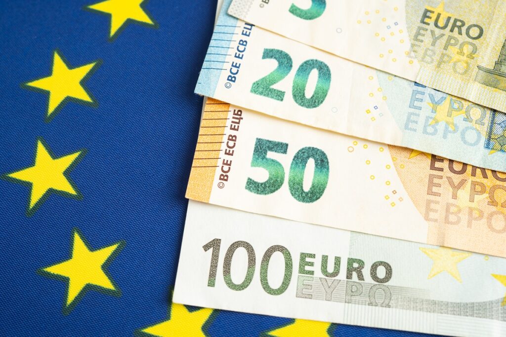 Euro banknotes set to change « Euro Weekly News