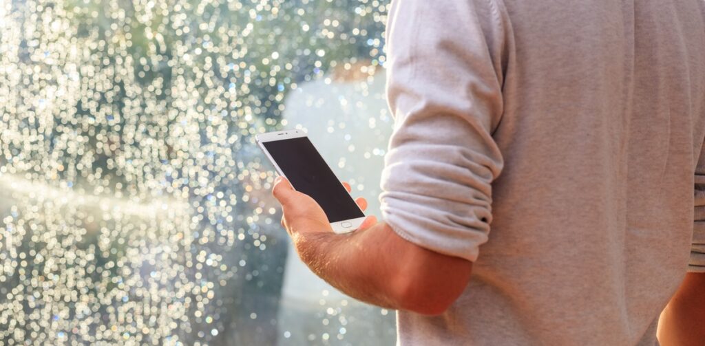 Storm Oriana Spain: Phone Battery Tips « Euro Weekly News
