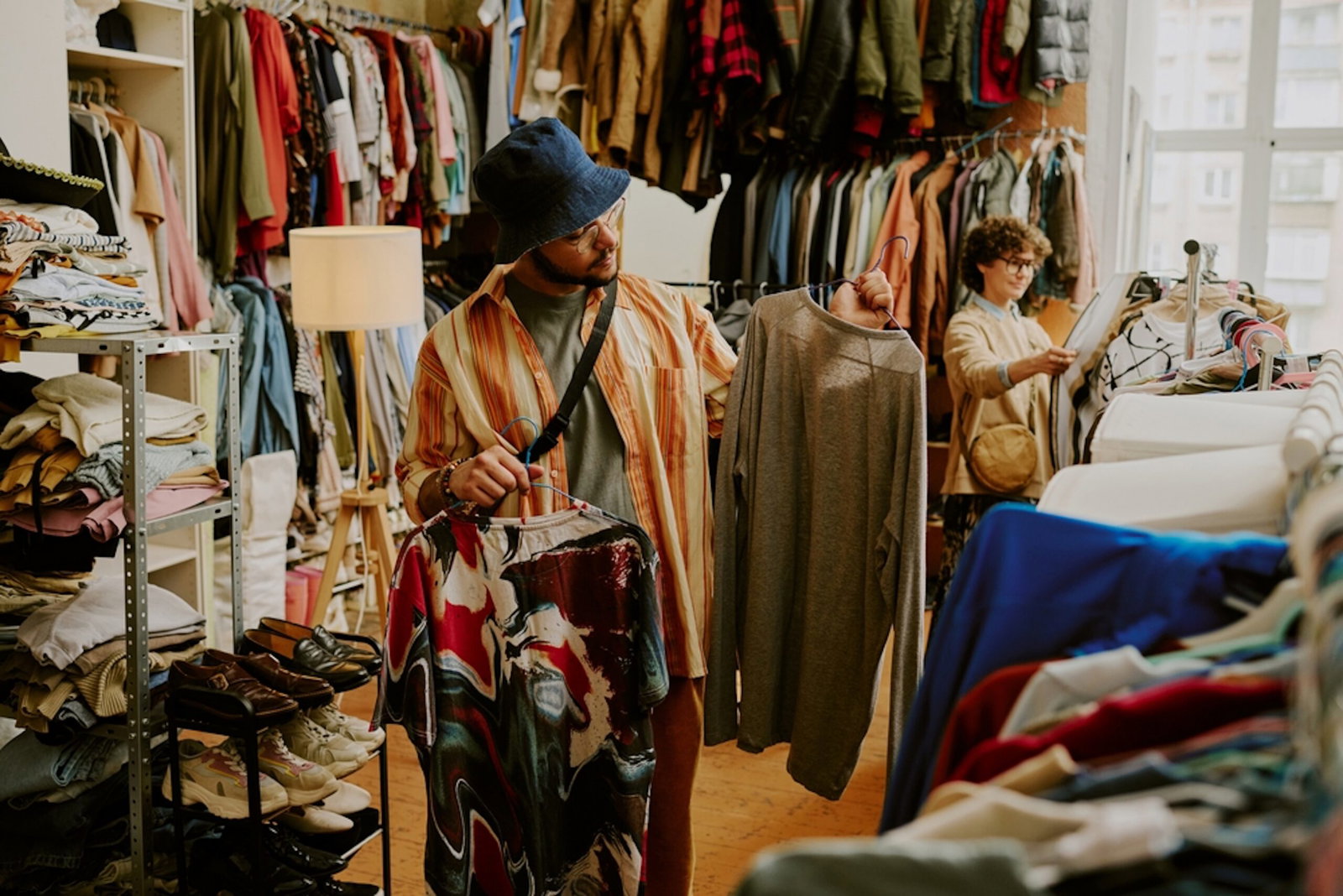 Wardrobe revamp: fashion sale at Bar Mucho Mas « Euro Weekly News
