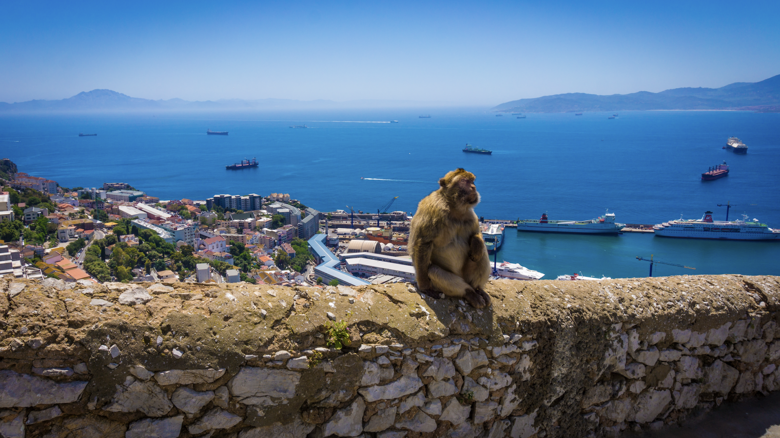 Gibraltar’s strategic Spanish step « Euro Weekly News