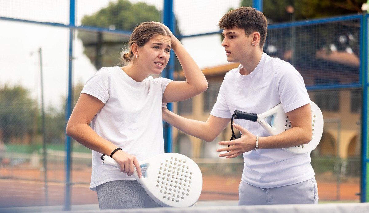 The rise of the “padel widow”. « Euro Weekly News