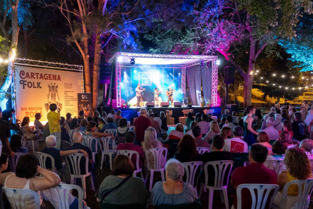 Cartagena Folk Festival 2026: Thousands gather for music and tradition ...