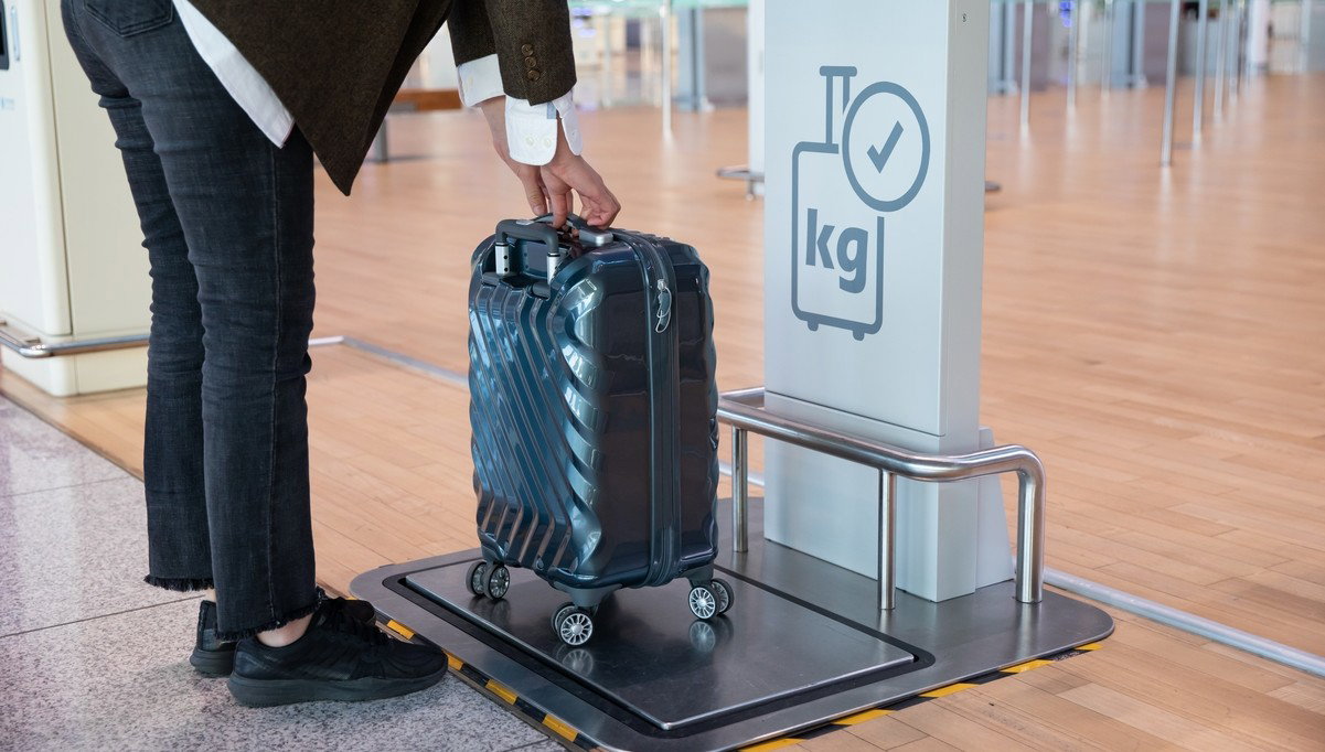 Bag Pooling Airline Hack Euro Weekly News 2045